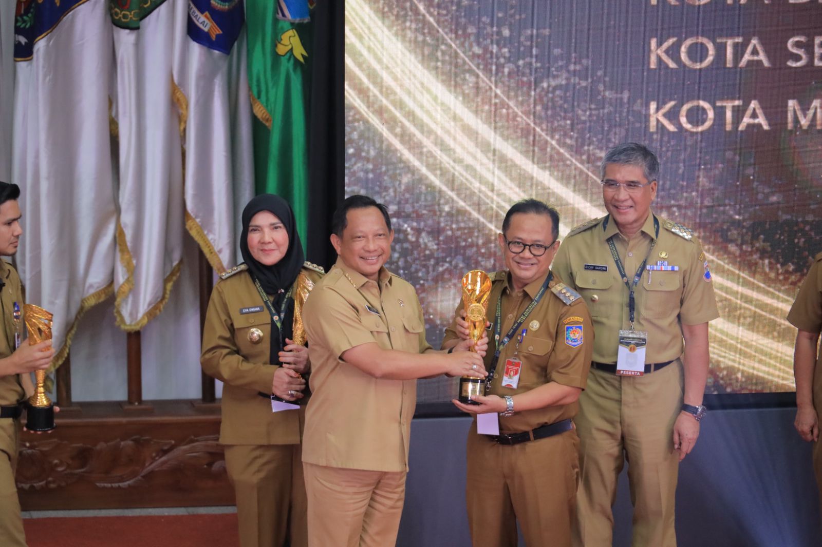 Pemerintah Kota Bekasi - pemerintah kota bekasi raih anugerah kota ... Pemerintah Kota Bekasi - pemerintah kota bekasi raih anugerah kota ...